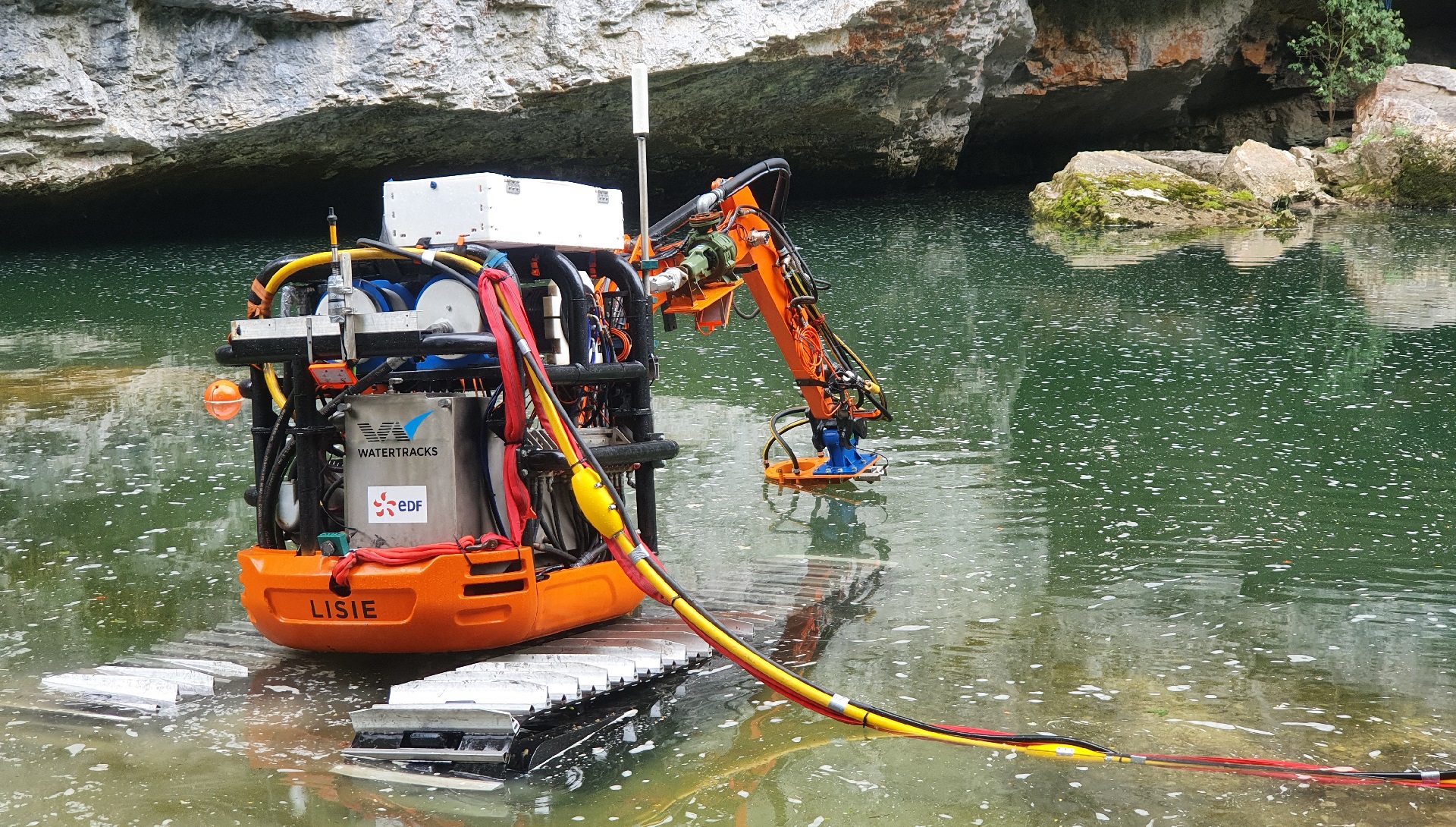 Dragage, traitement par déshydratation et évacuation en filière